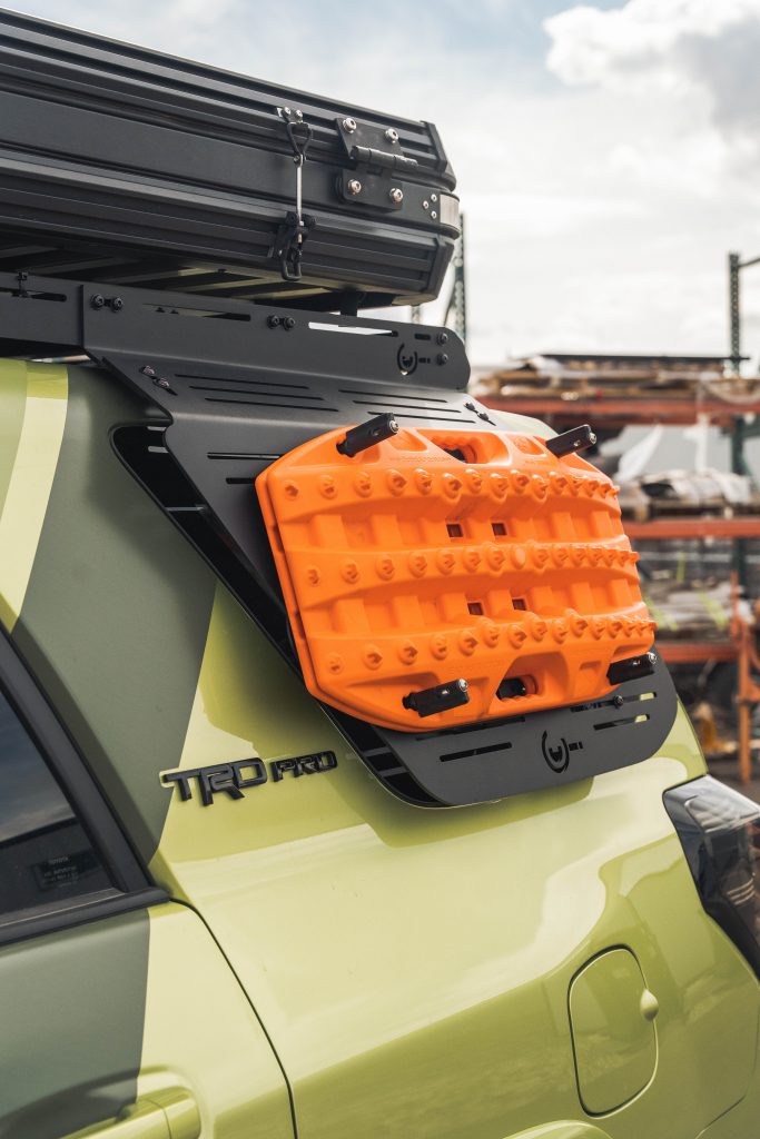 Prinsu Rear Window Accessory Panel | CBI Offroad Fab