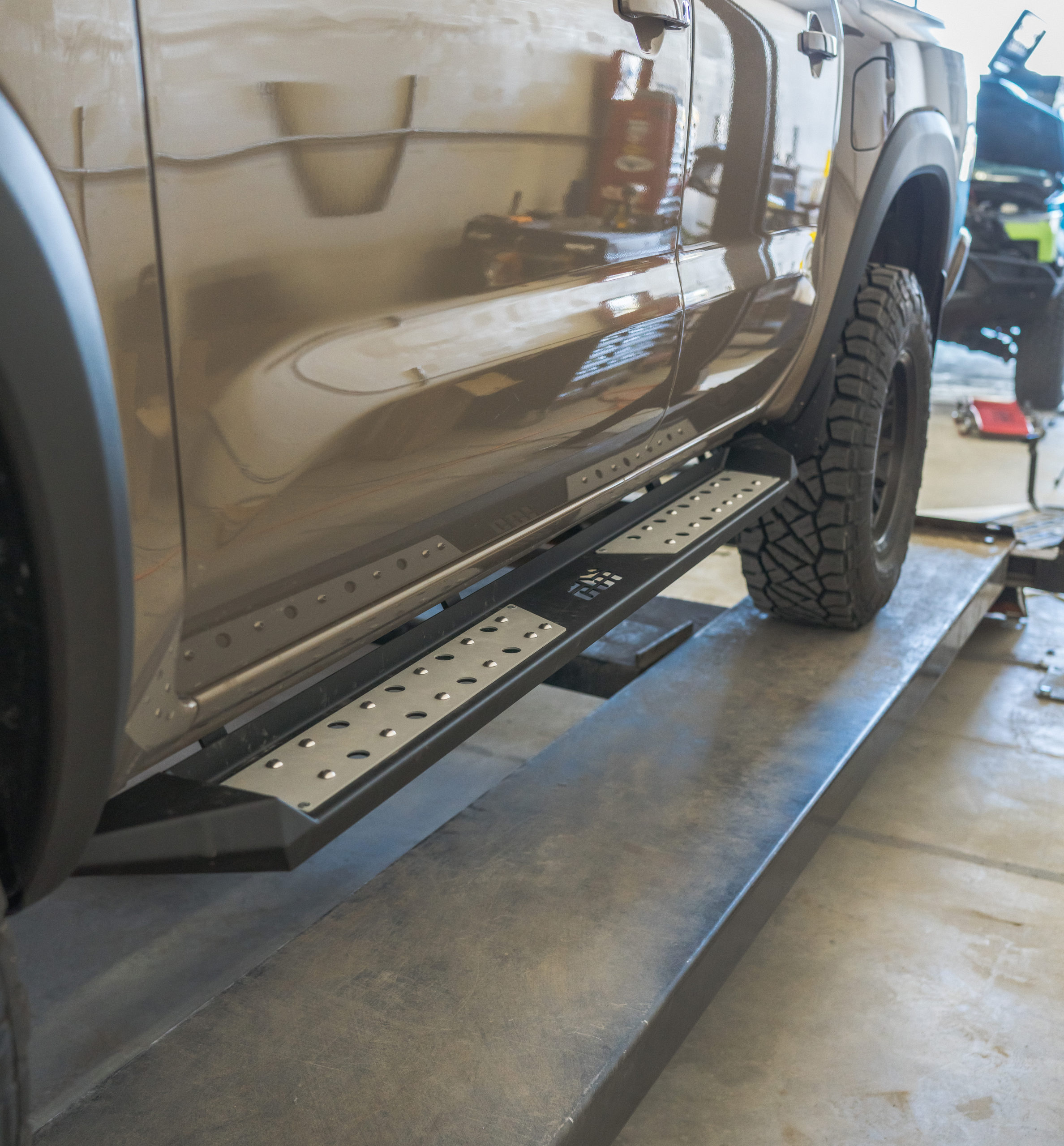 3rd Gen. Nissan Frontier SIde Steps | 2022 | CBI Offroad